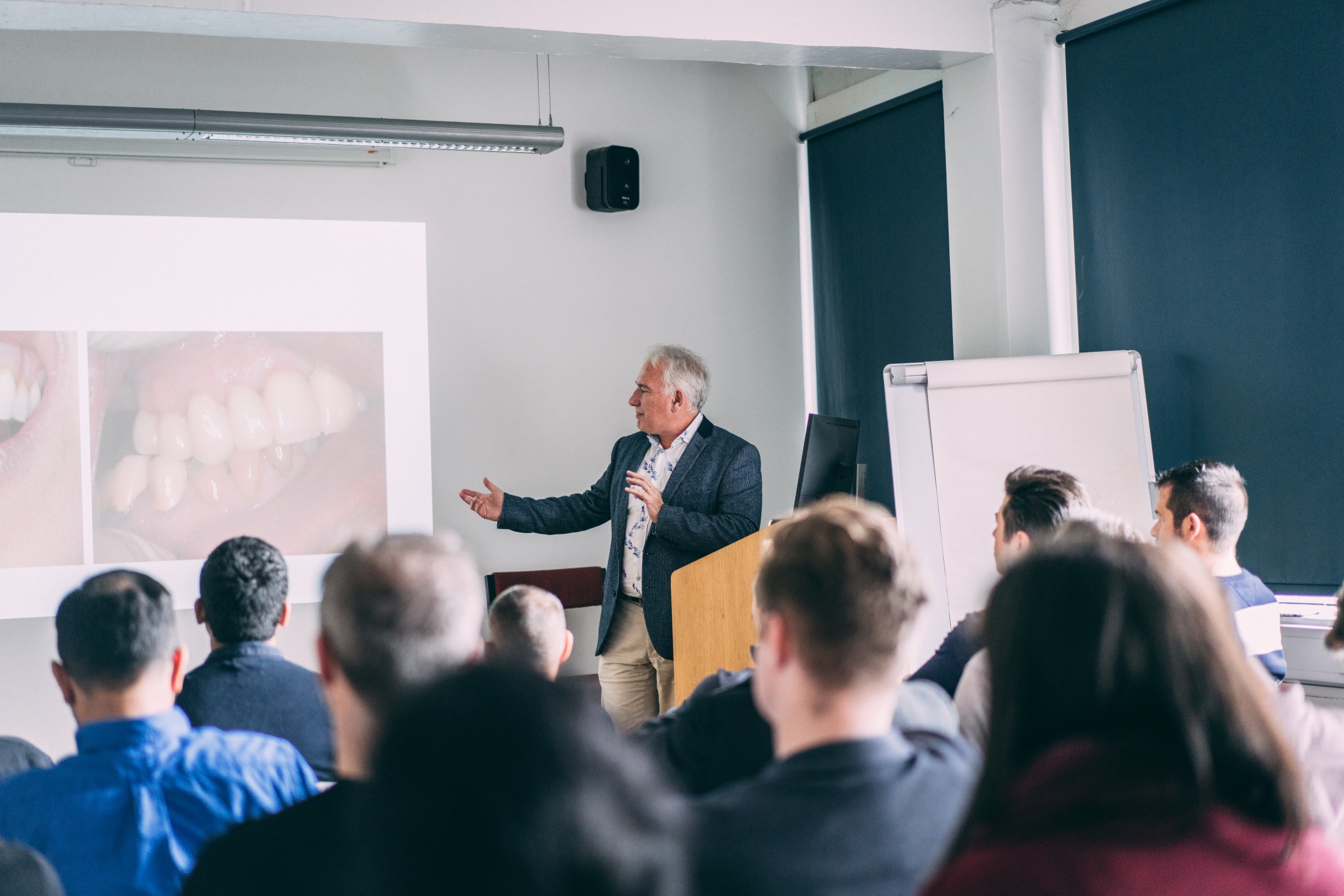Dr Nigel Jones Case Studies | Dental Implant Experience